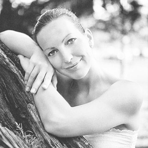 About Anna - Bluebird Studio